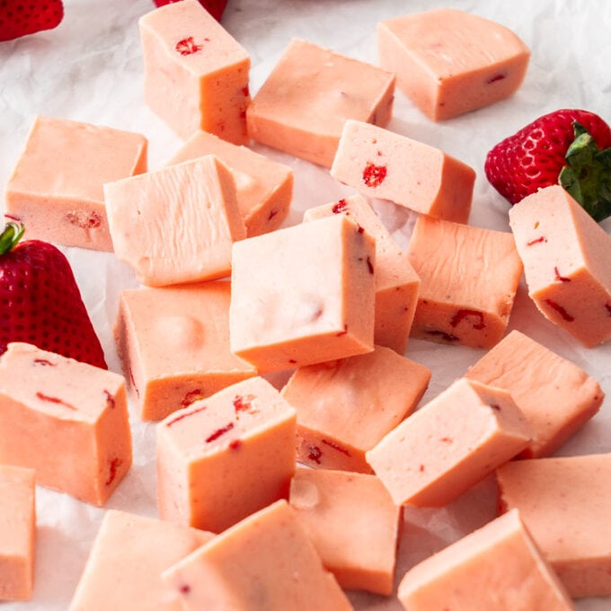 Strawberry Fudge - Sugar Salt Magic