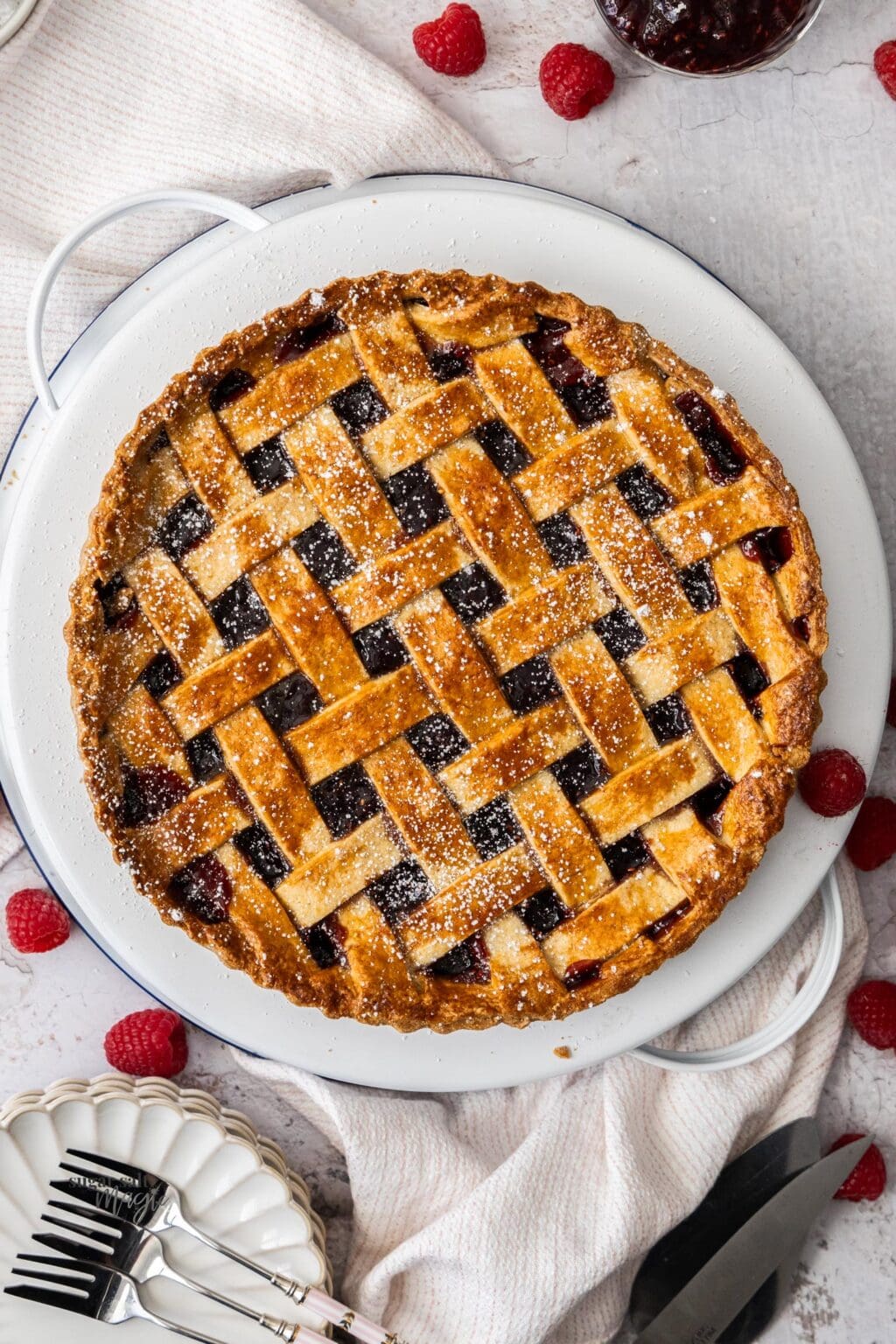 Linzer Tart (Linzertorte) - Sugar Salt Magic