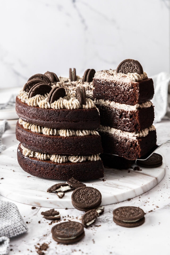 Oreo Chocolate Cake - Sugar Salt Magic