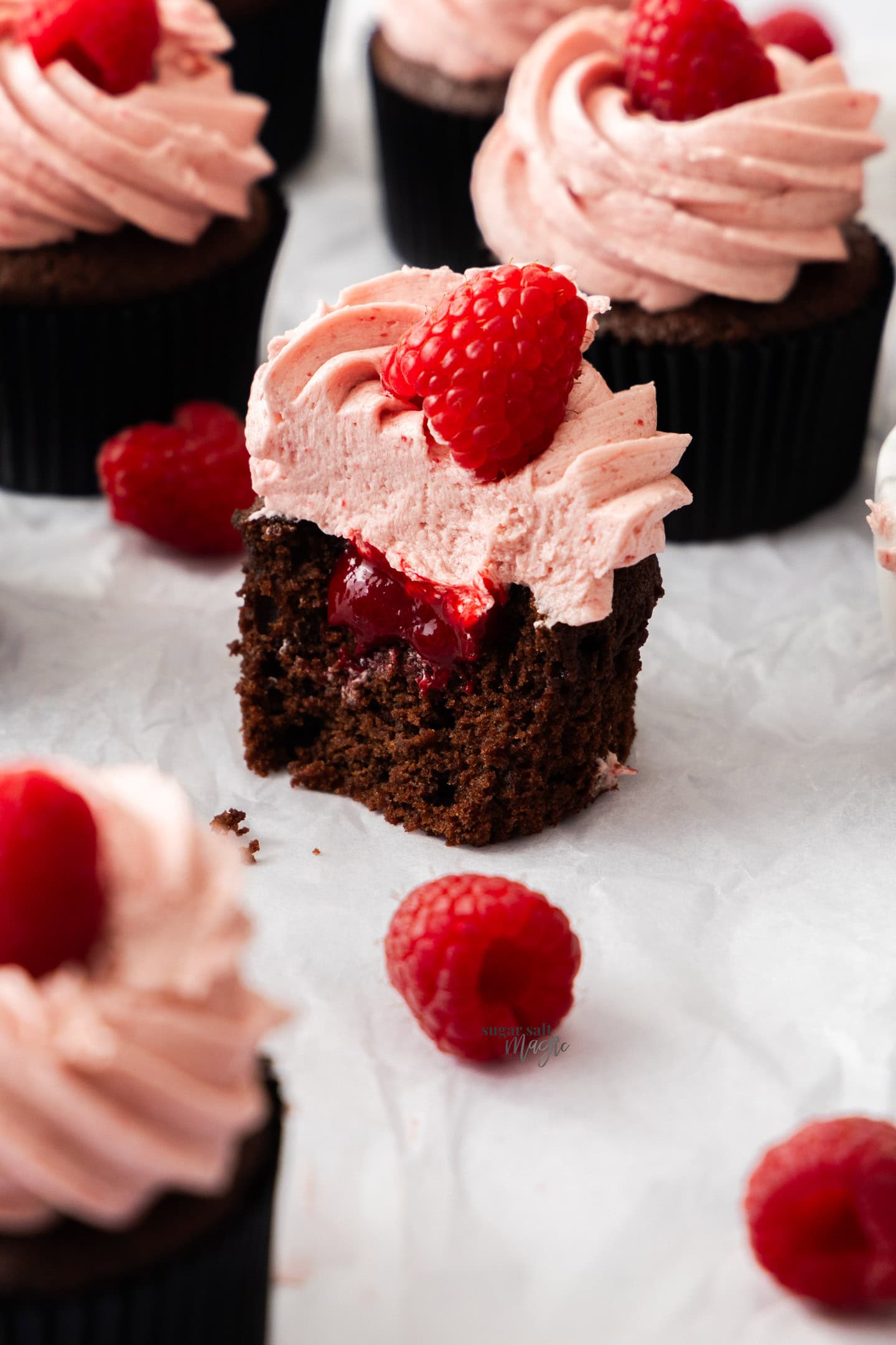 Chocolate Raspberry Cupcakes Air Fryer Chocolate Raspberry Cupcakes