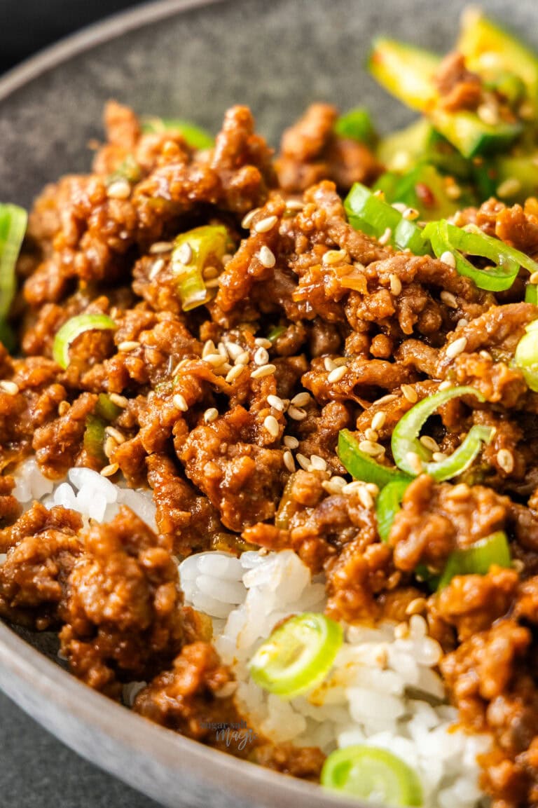 Gochujang Beef Bowls - Sugar Salt Magic